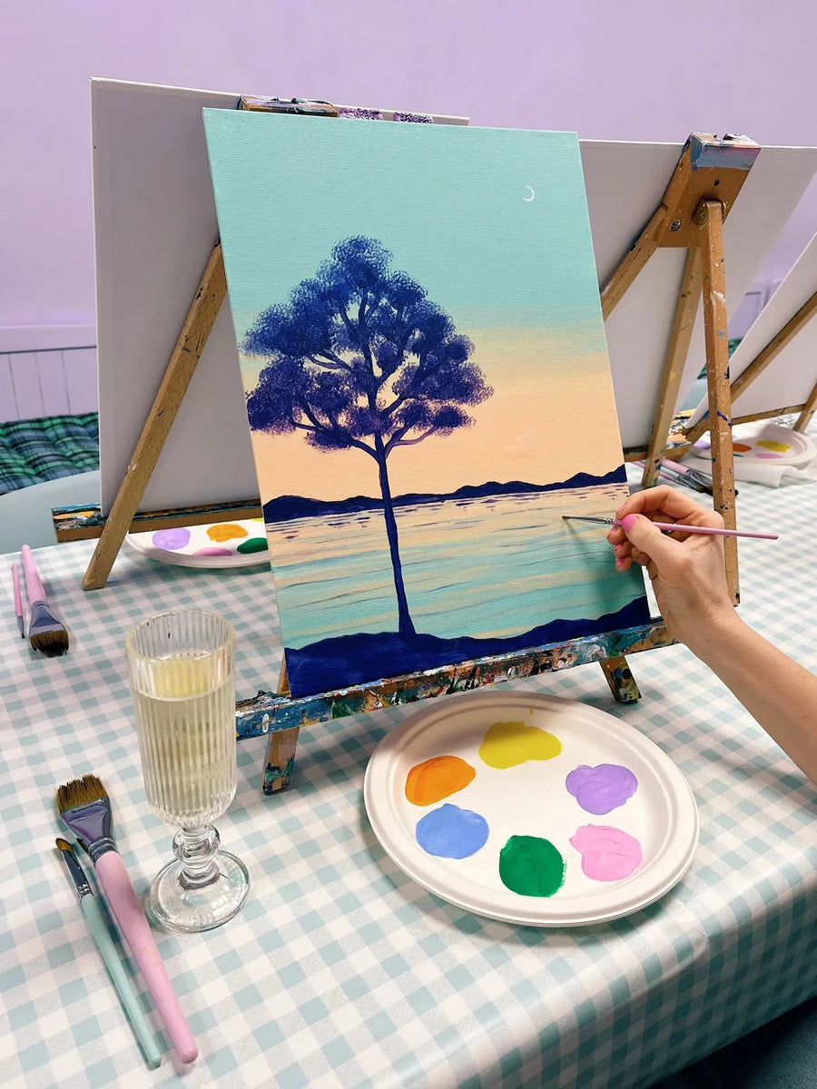 25/10/2025 - Moonlight Lake – Brush and Bubbles